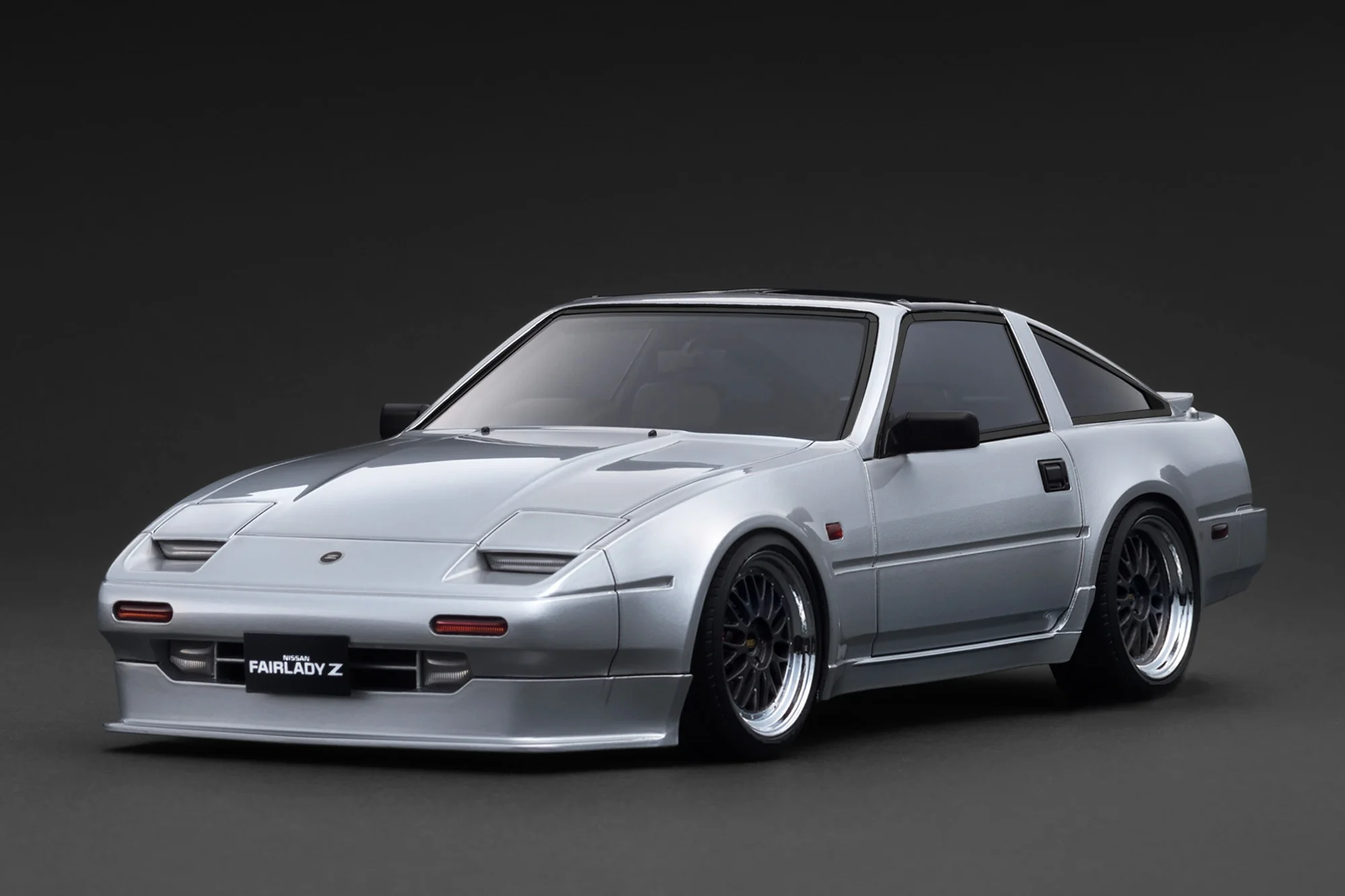 Nissan Fairlady Z 2-Seater 300ZR Z31 silver 1:18 Ignition Model