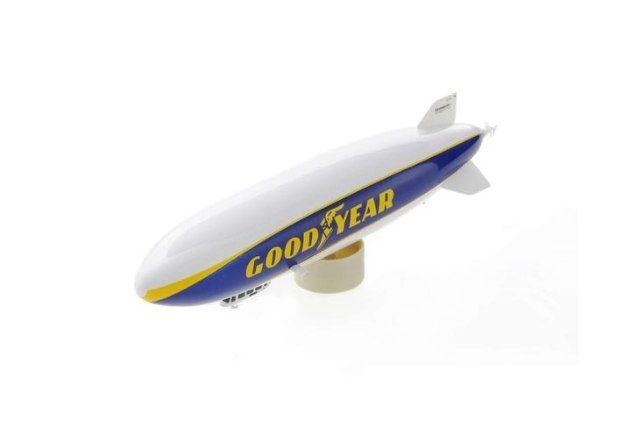 Goodyear Blimp 1:400 Spark