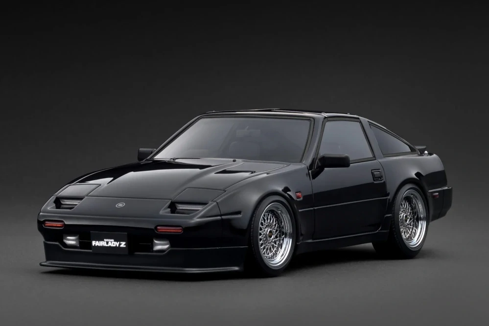 Nissan Fairlady Z 2-Seater 300ZR Z31 black 1:18 Ignition Model