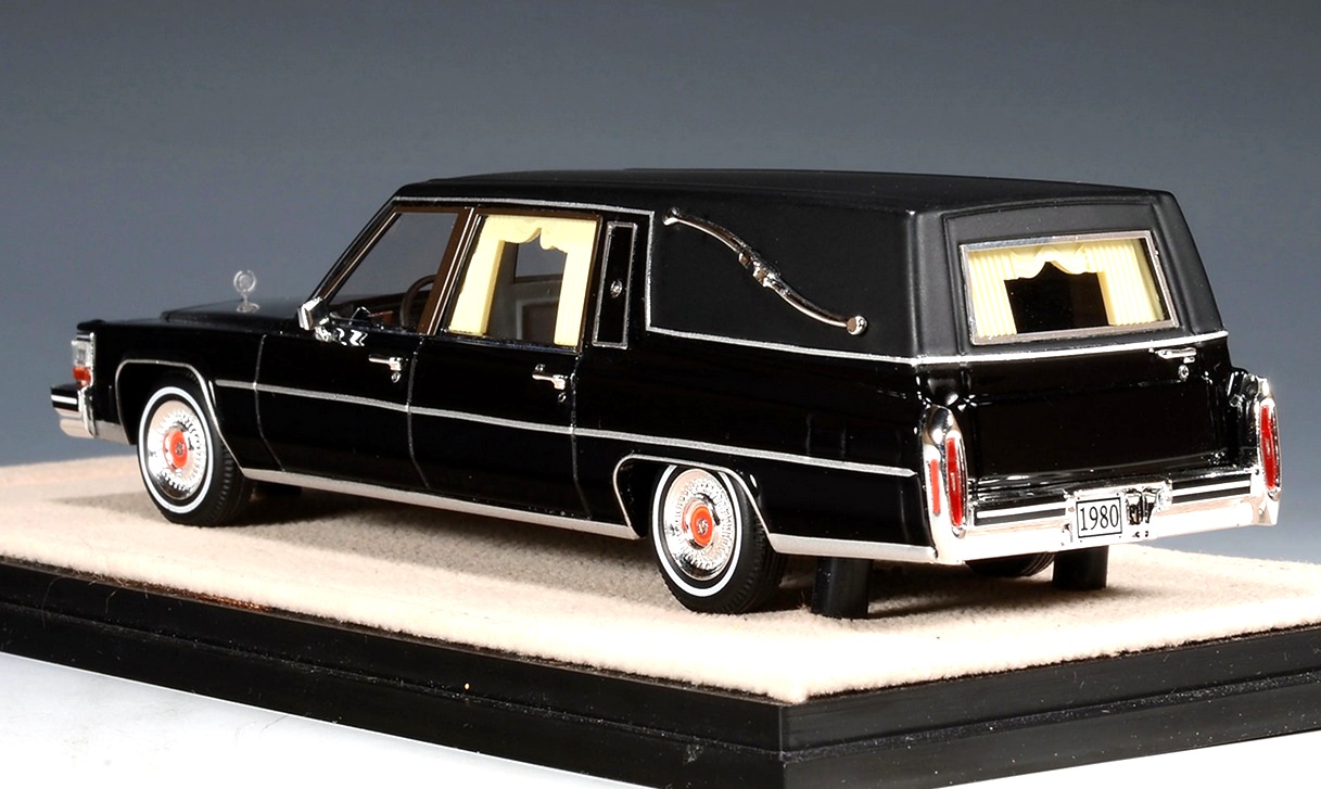 Cadillac Superior 1980 Funeral Car black 1:43 GLM Models