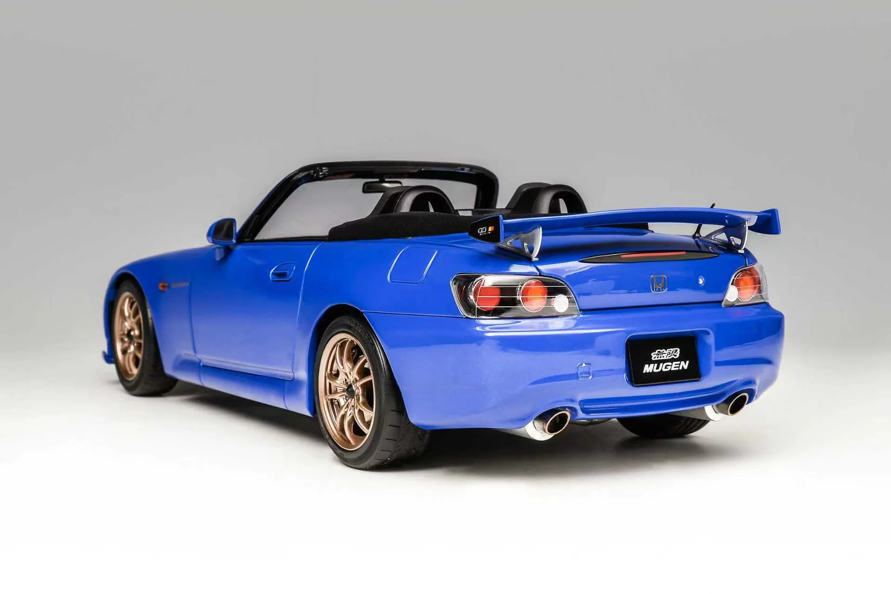 Honda S2000 Spider Hard-Top Mugen 2001 blue 1:18 Motorhelix
