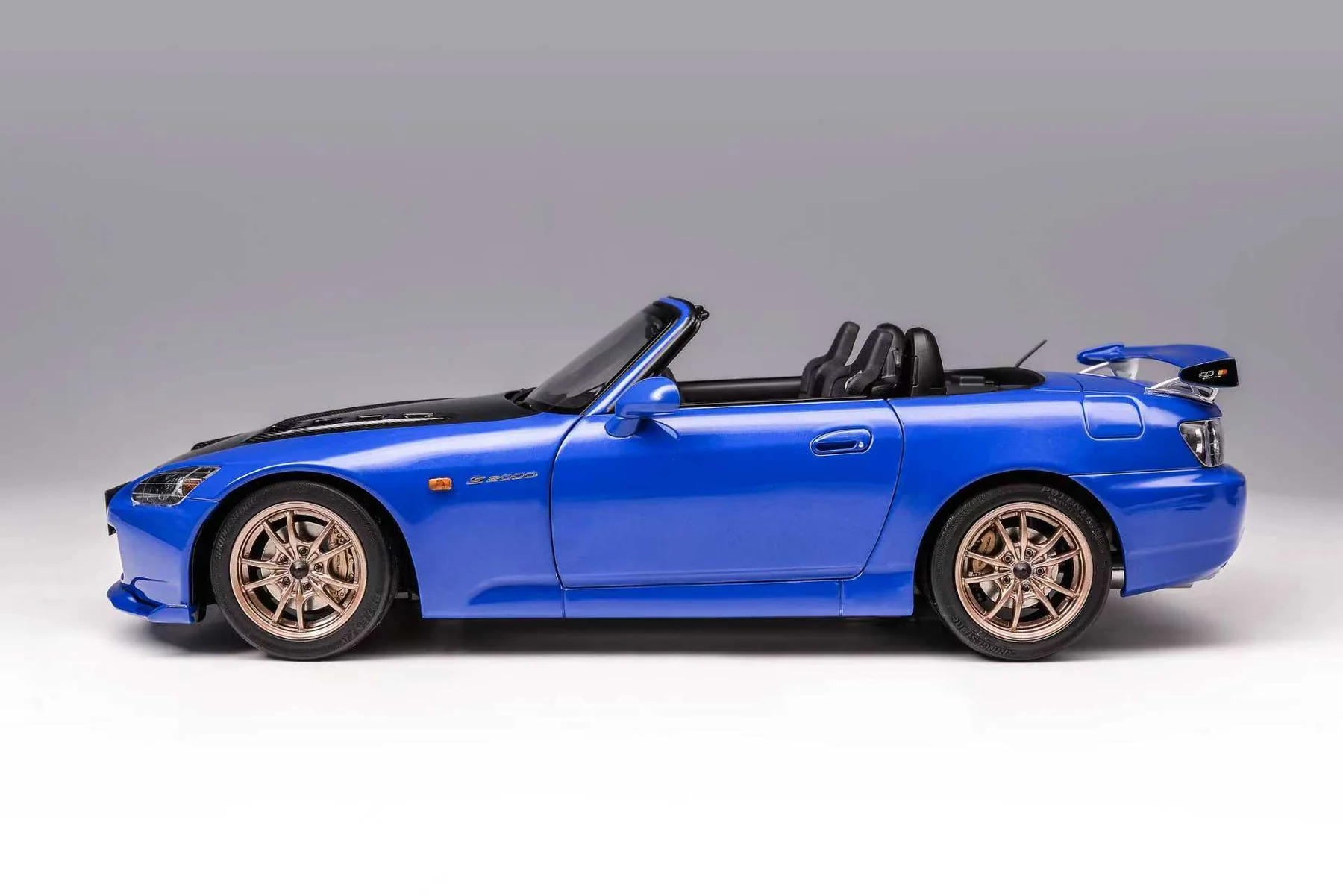 Honda S2000 Spider Hard-Top Mugen 2001 blue 1:18 Motorhelix