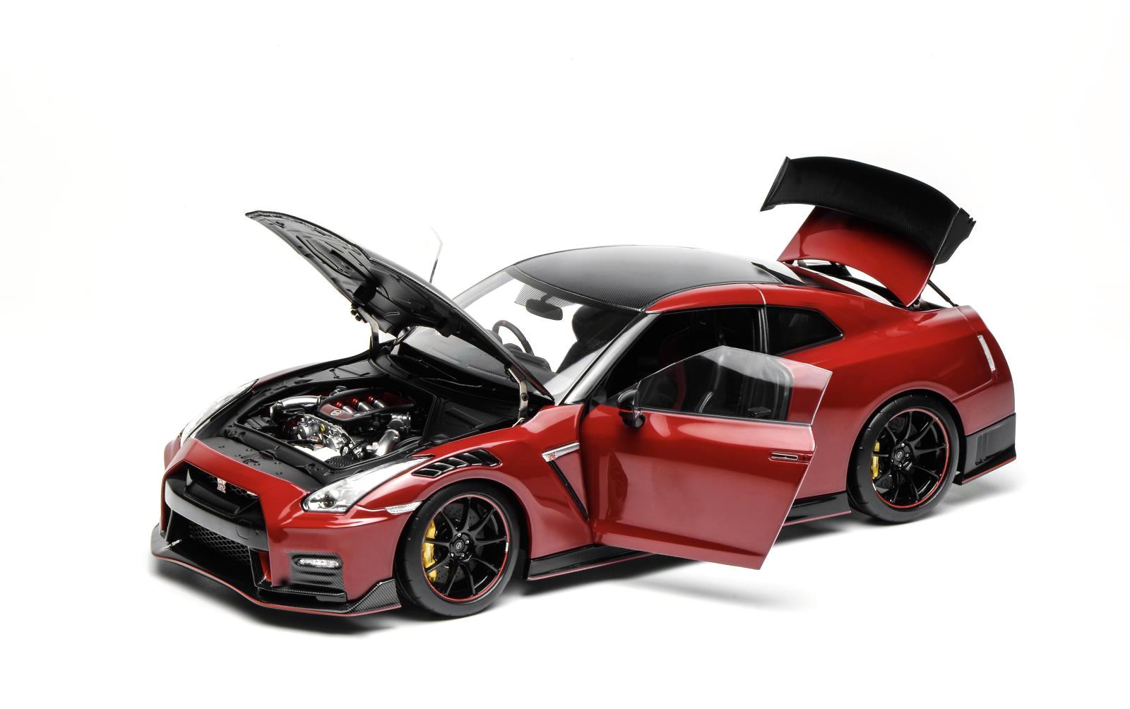 Nissan Skyline GT-R R35 Nismo Coupe 2022 vibrant red 1:18 Motorhelix